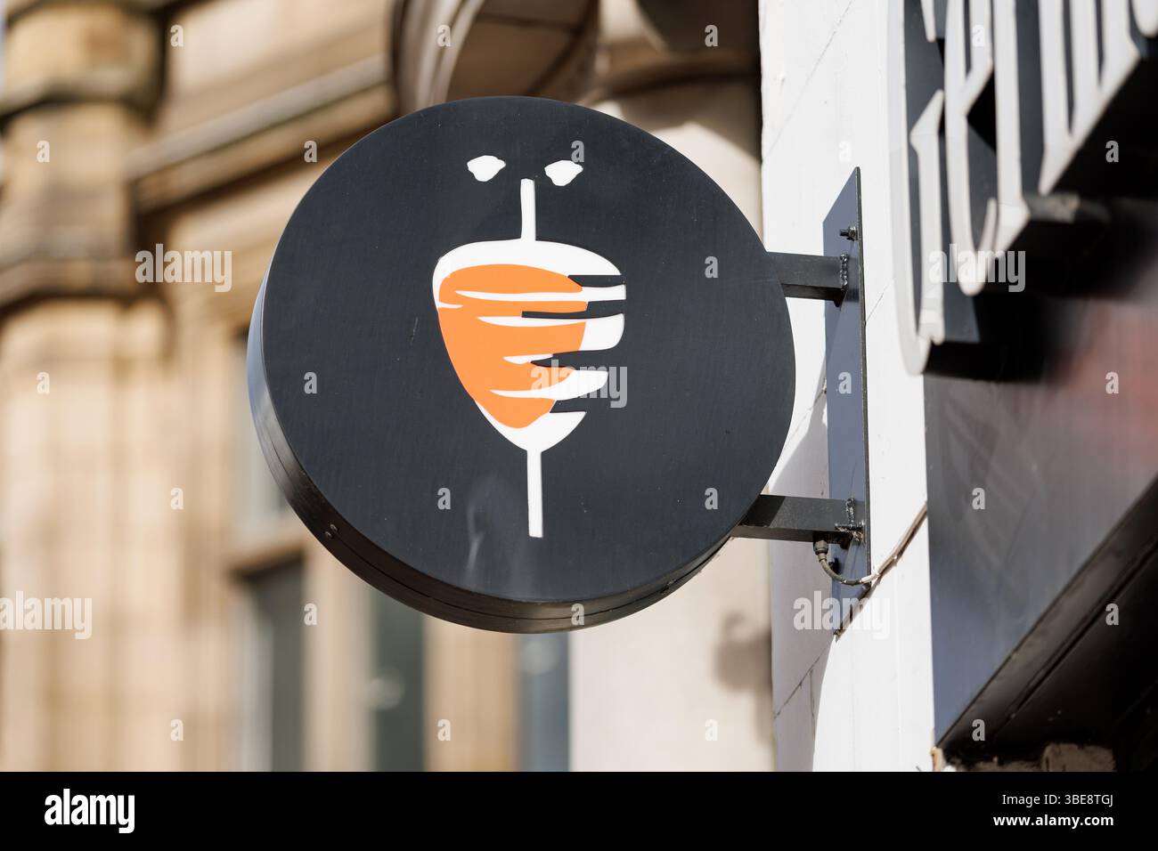 German doner kebab store hi-res stock photography and images - Alamy