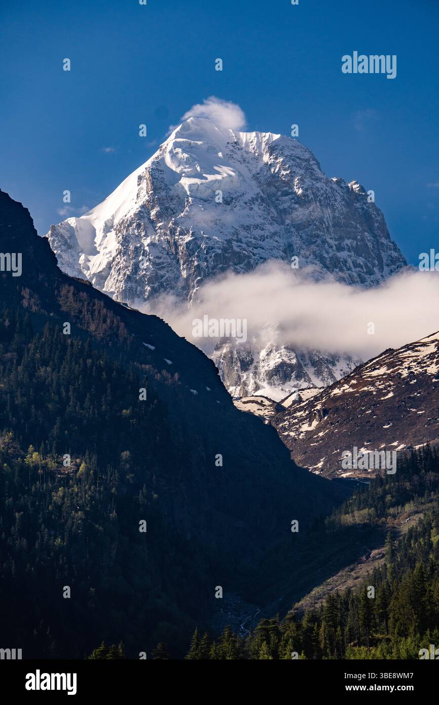 Stunning panoramic view of Harsil Valley, Bhagirathi River, Gangontri ...