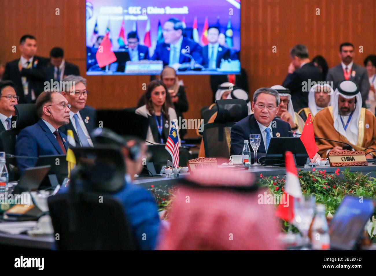 Kuala Lumpur, Malaysia. 27th May, 2025. Malaysia's Prime Minister Anwar ...