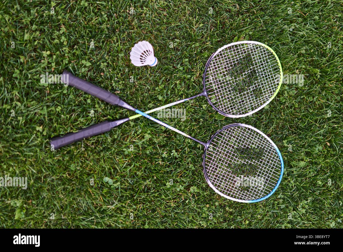 Exploring the Fun of Badminton Equipment on Grass for an Enjoyable ...