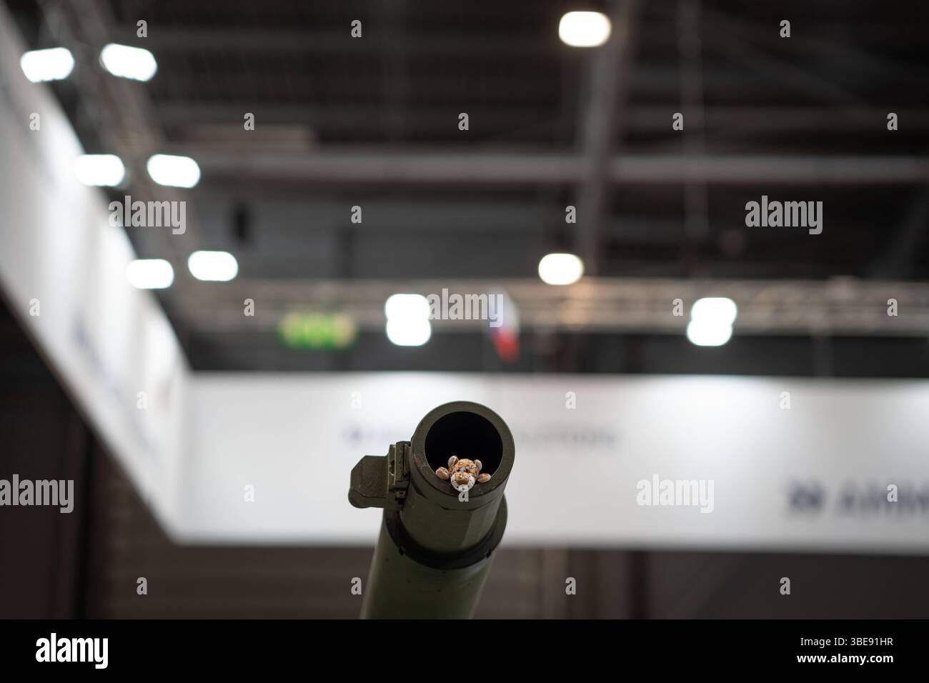 Knds logo hi-res stock photography and images - Alamy