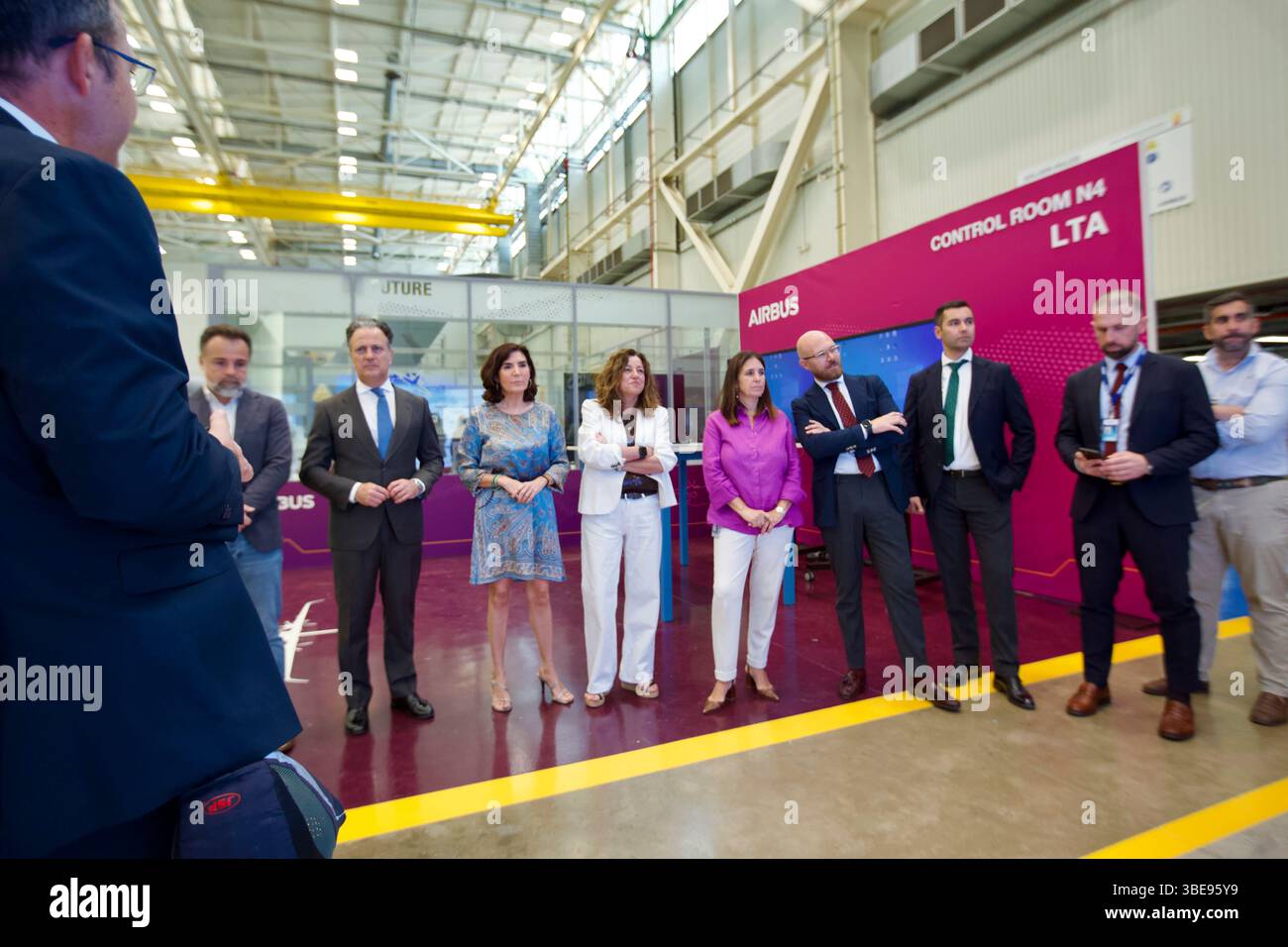 The Regional Ministers of Educational Development and Vocational Training, María del Carmen ...