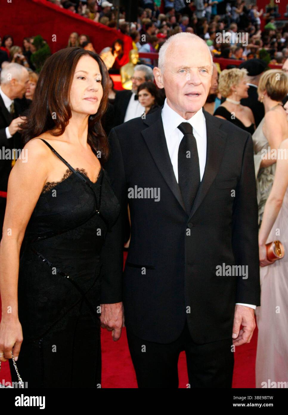 Anthony Hopkins with his wife Stella at the 81st Annual Academy Awards ...
