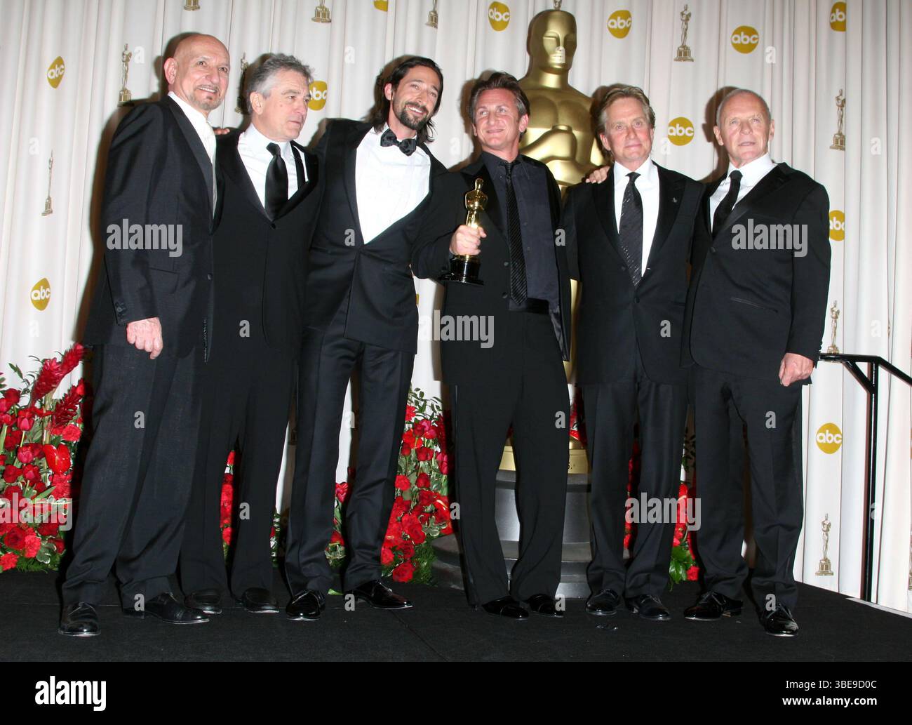 Michael douglas and robert deniro hi-res stock photography and images ...