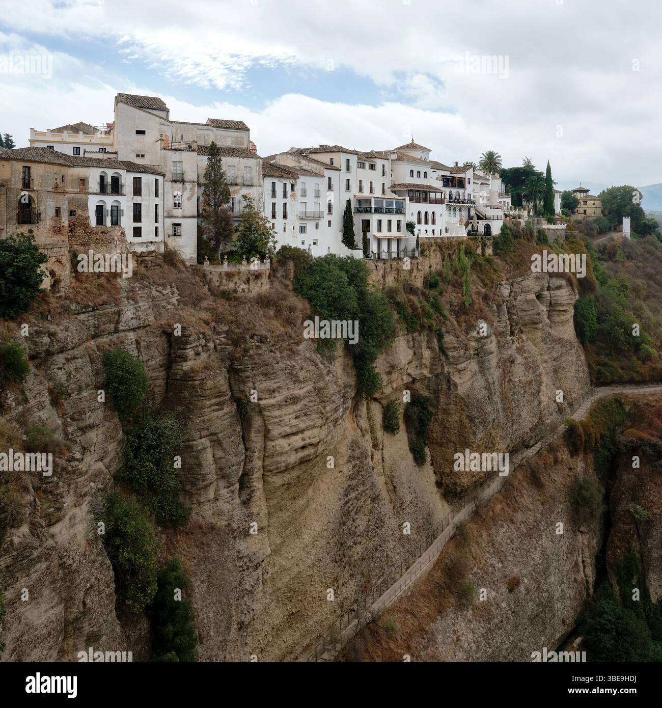 Ronda, Spain – Traditional whitewashed buildings along the cliff edge ...