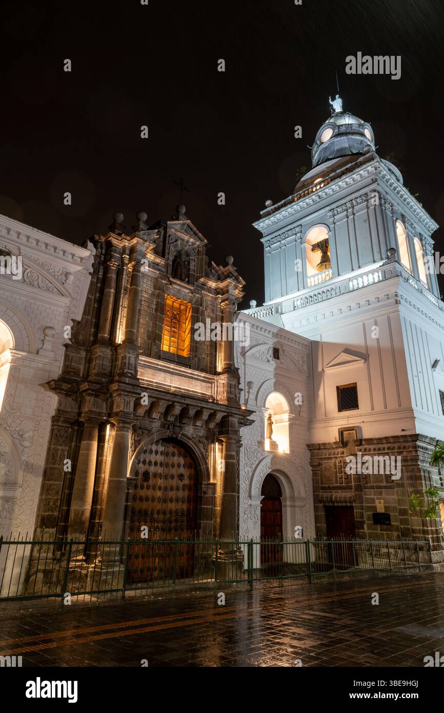 Night view of the bell tower & portal of the Metropolitan Cathedral of ...