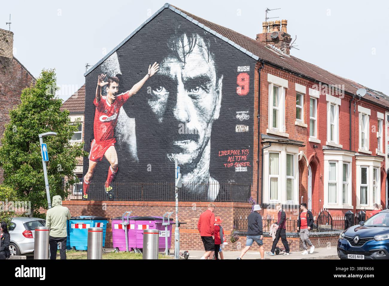 Ian Rush graffiti art mural on the end of a residential terrace near ...