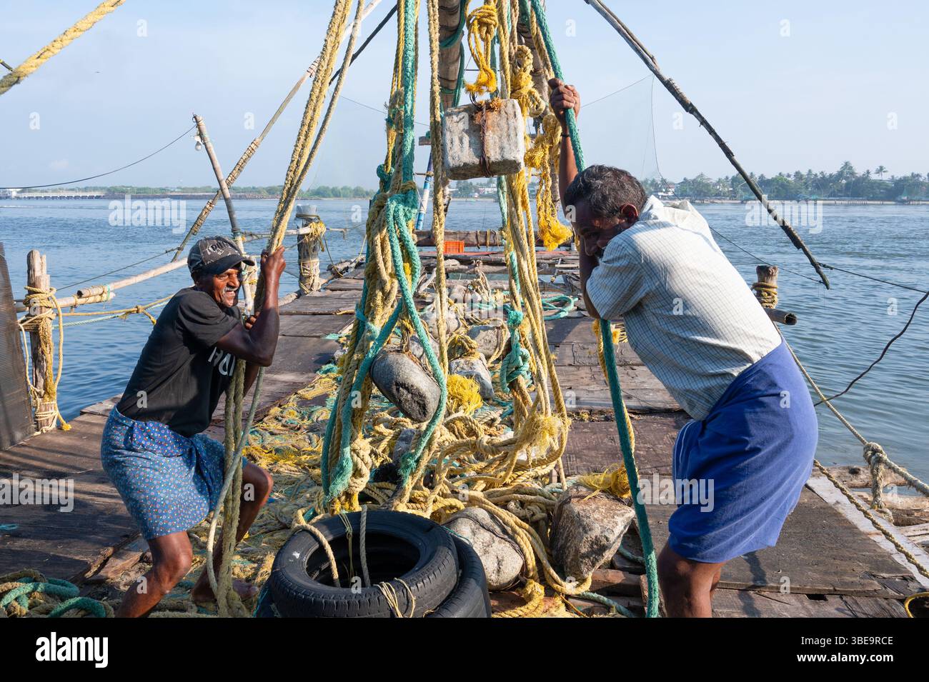 Chinese fishing nets on the shore of Kochi, Kerala in India, Cheenavala ...