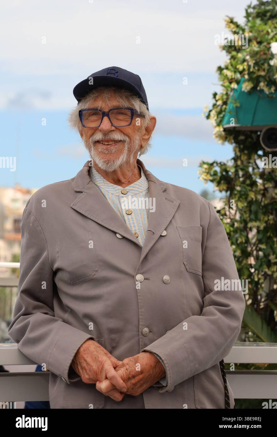 Cannes, France. 22nd May, 2025. Pierre Richard at The Man Who Saw The ...