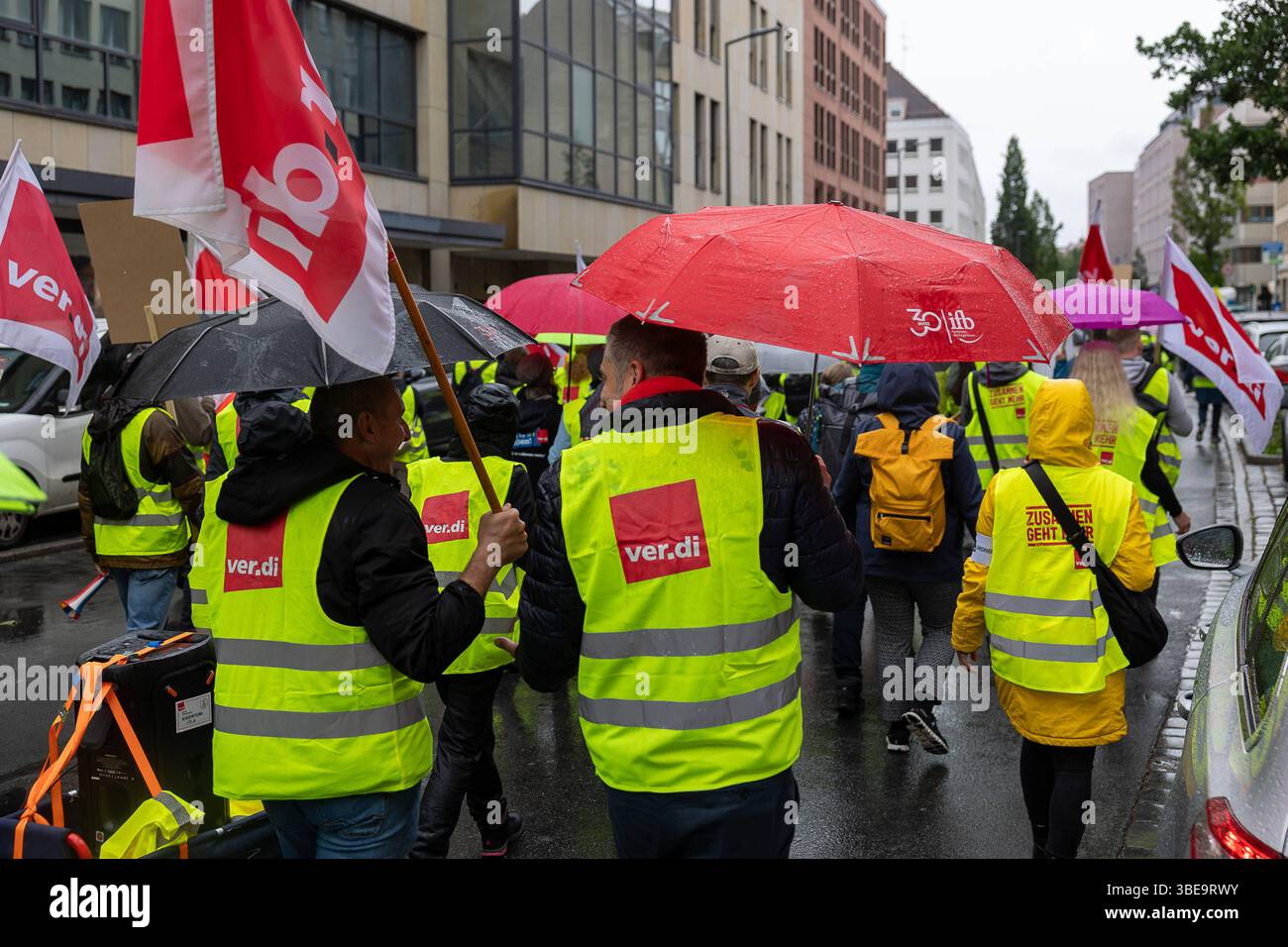 verdi Warnstreik der Versicherungsbranche - Privates ...