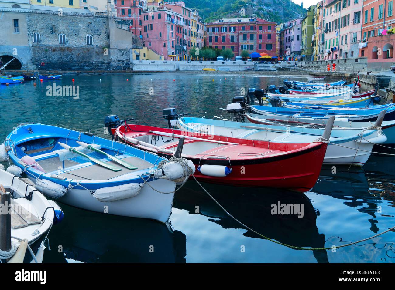 Pituresque building hi-res stock photography and images - Alamy