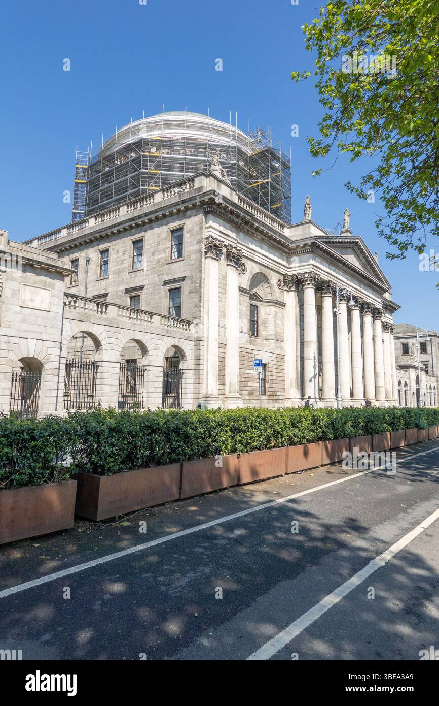 Four Courts Building Exterior Dome Under Renovation Historic Building ...