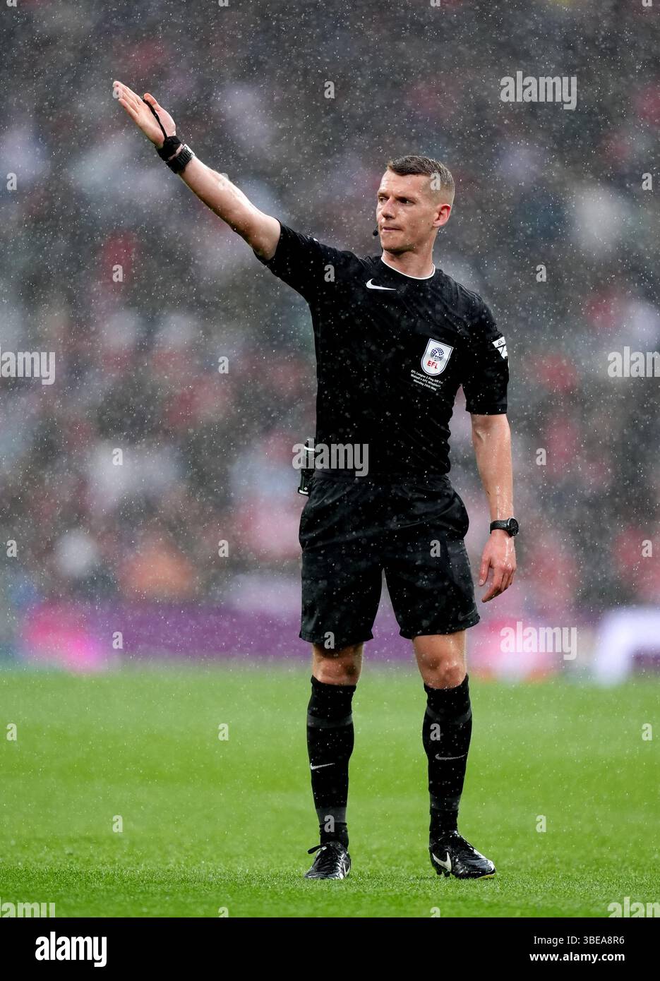 Referee Will Finnie during the Sky Bet League Two play off final at ...