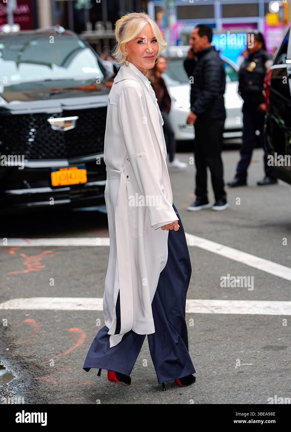 Photo by: XNY/STAR MAX/IPx 2025 5/28/25 Felicity Huffman is seen on May ...