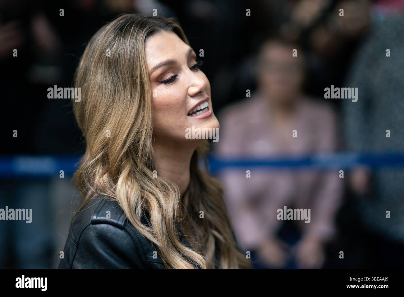 Delta Goodrem performs on the Sir Elton John piano at St Pancras ...