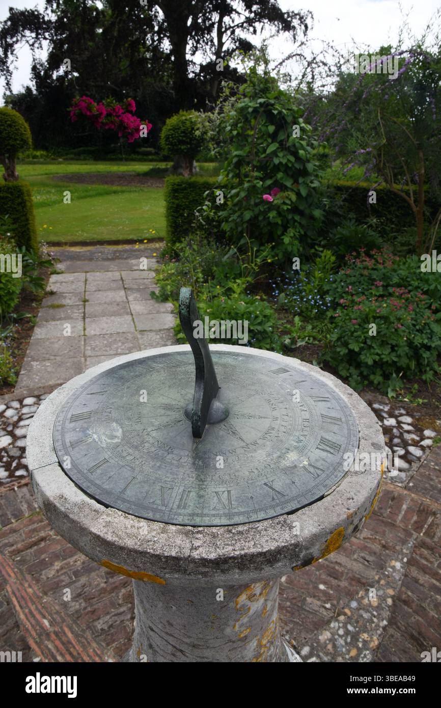 Sundial on stone pedestal Stock Photo - Alamy