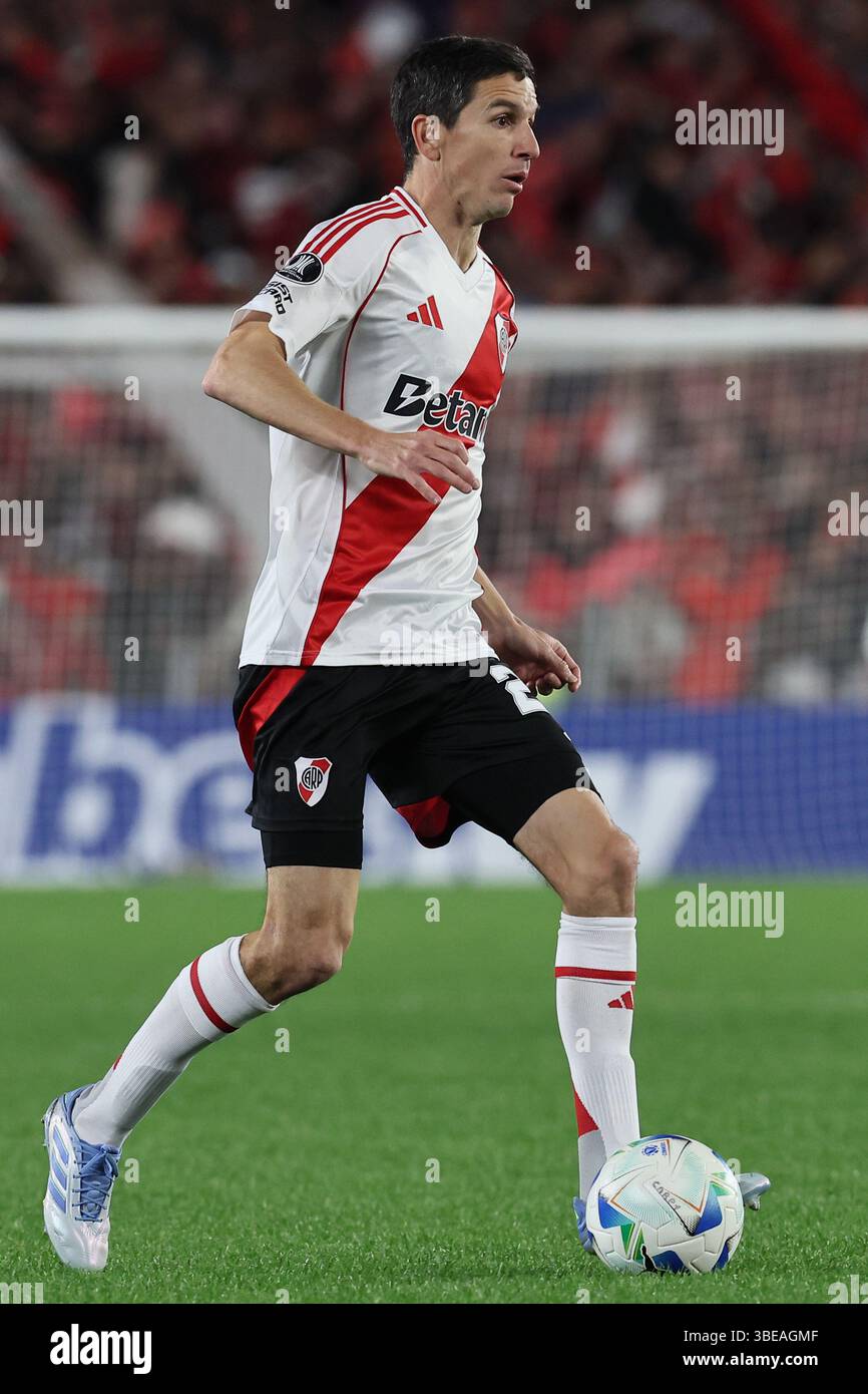 Argentina’s River Plate midfielder Ignacio Fernandez controls the ball ...