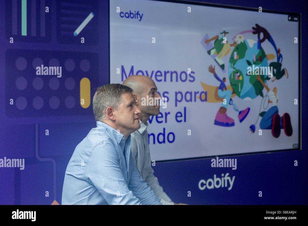 Cabify CFO Juan Barbolla (l) and Cabify CEO and founder Juan de Antonio ...