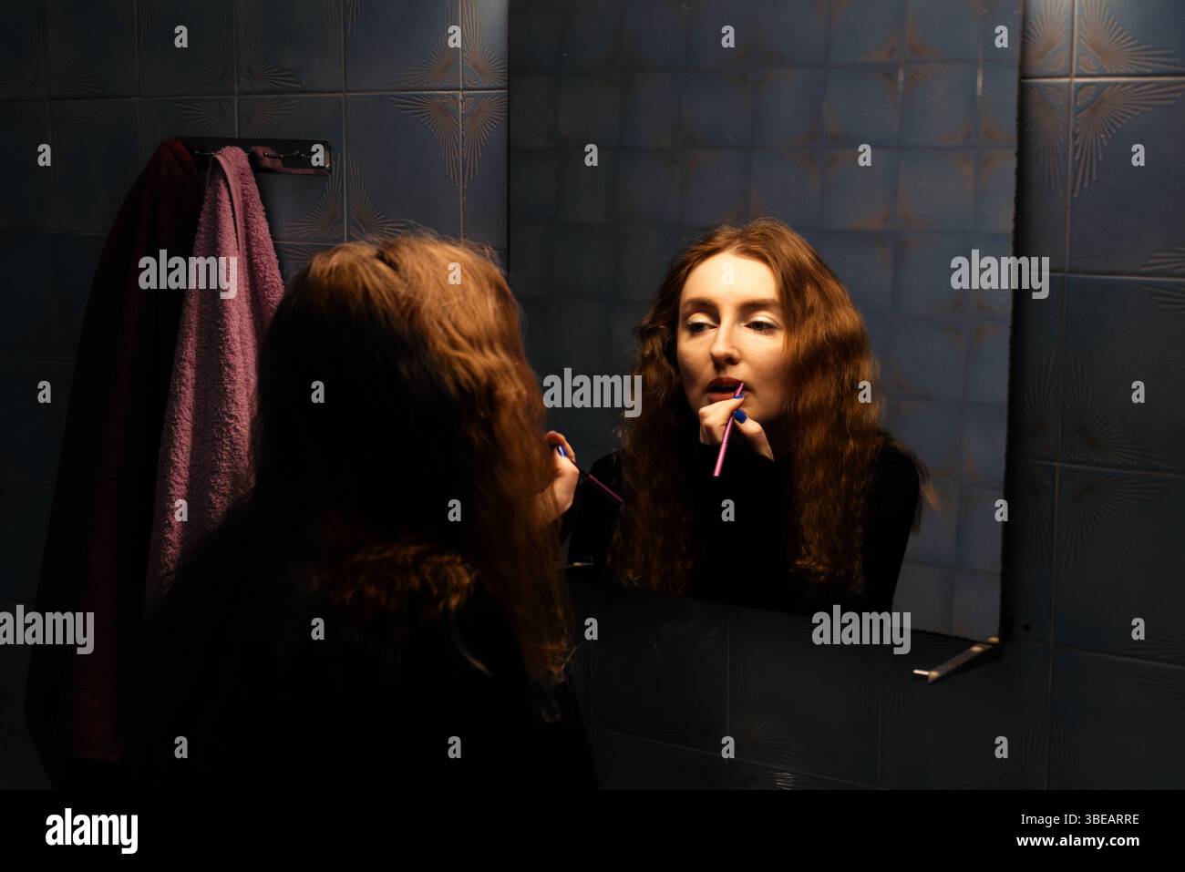 Dimly lit bathroom hi-res stock photography and images - Alamy