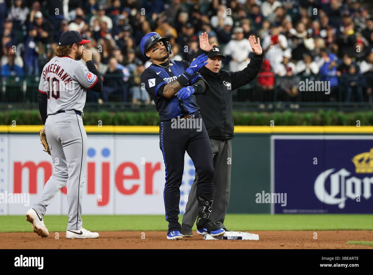 DETROIT, MI - MAY 23: Detroit Tigers center fielder Javier Baez (28 ...