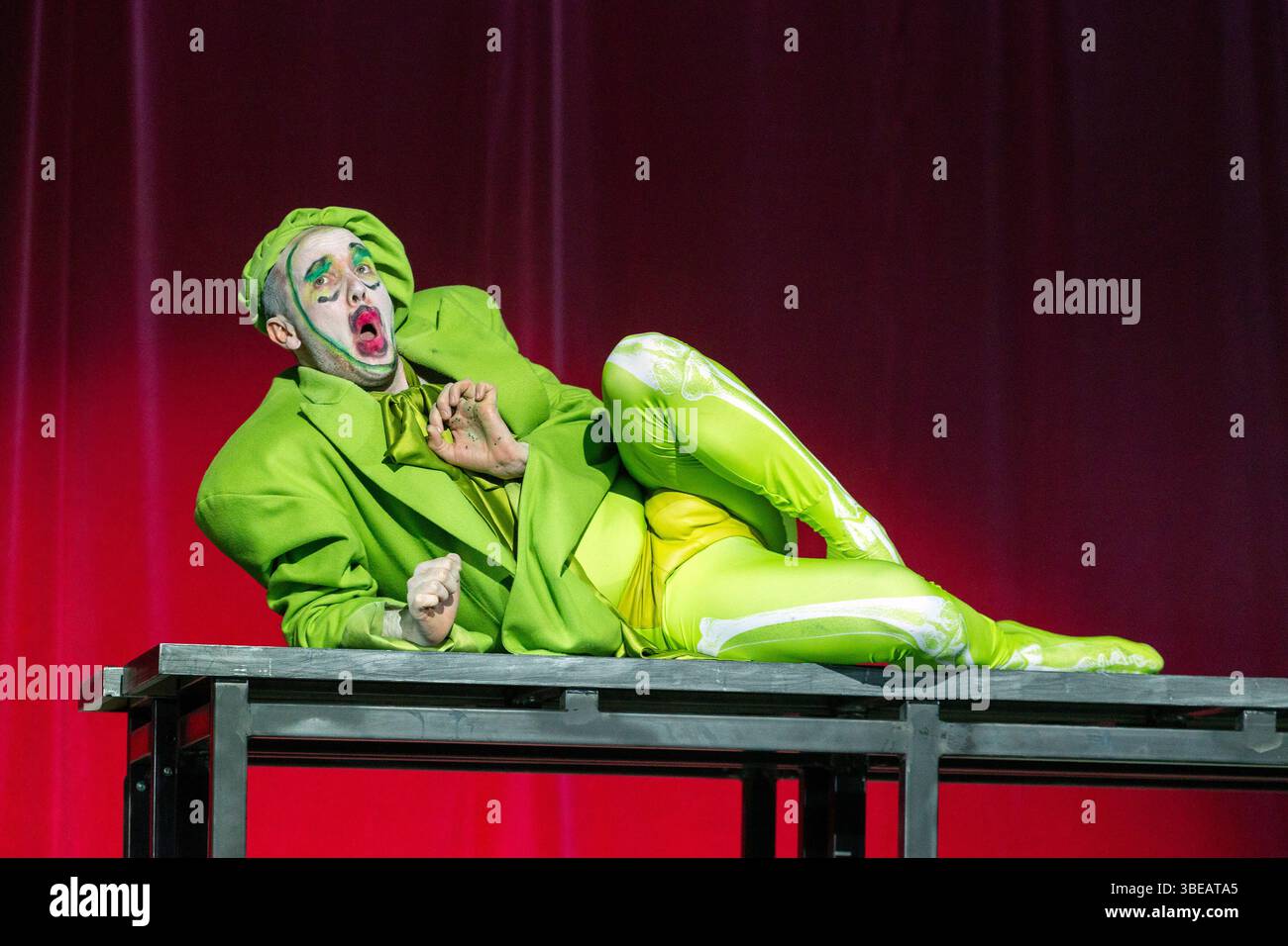 Ali wagner hi-res stock photography and images - Alamy