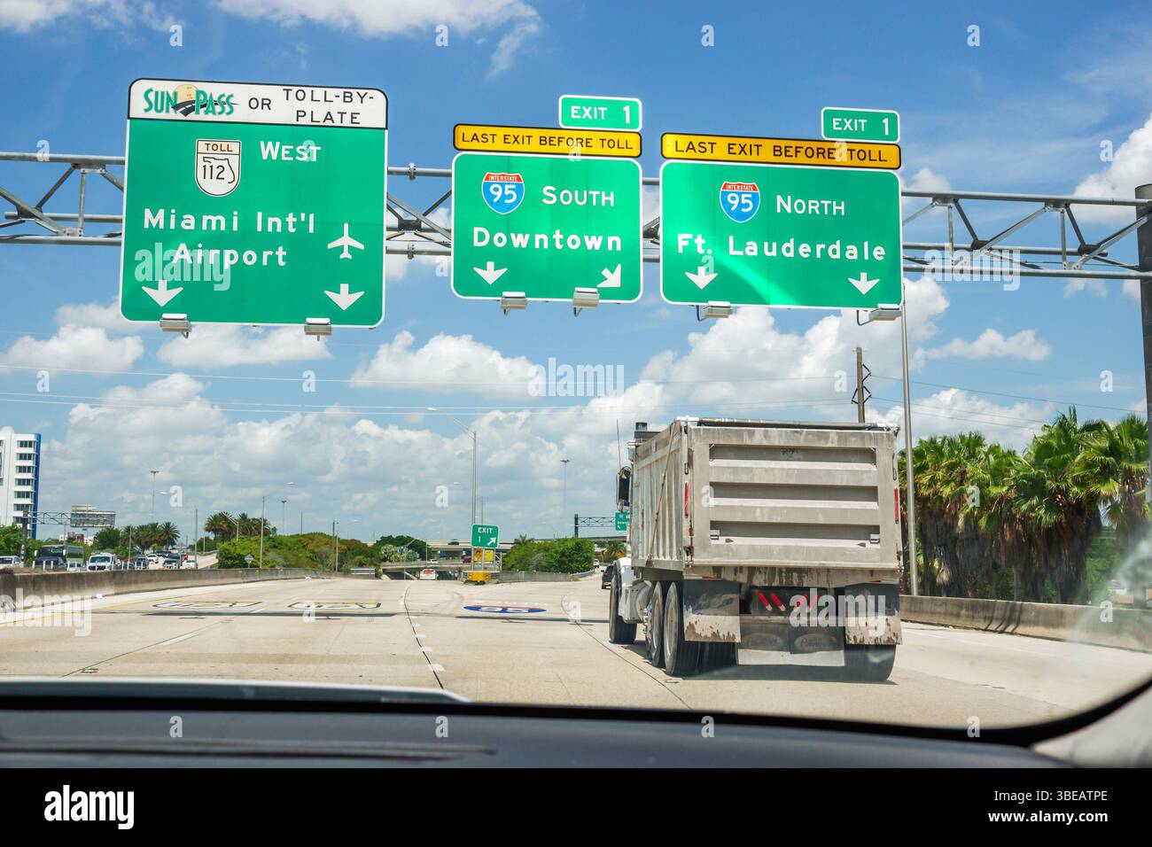 Miami Florida,Interstate 95 I-95 highway expressway,overhead road signs ...