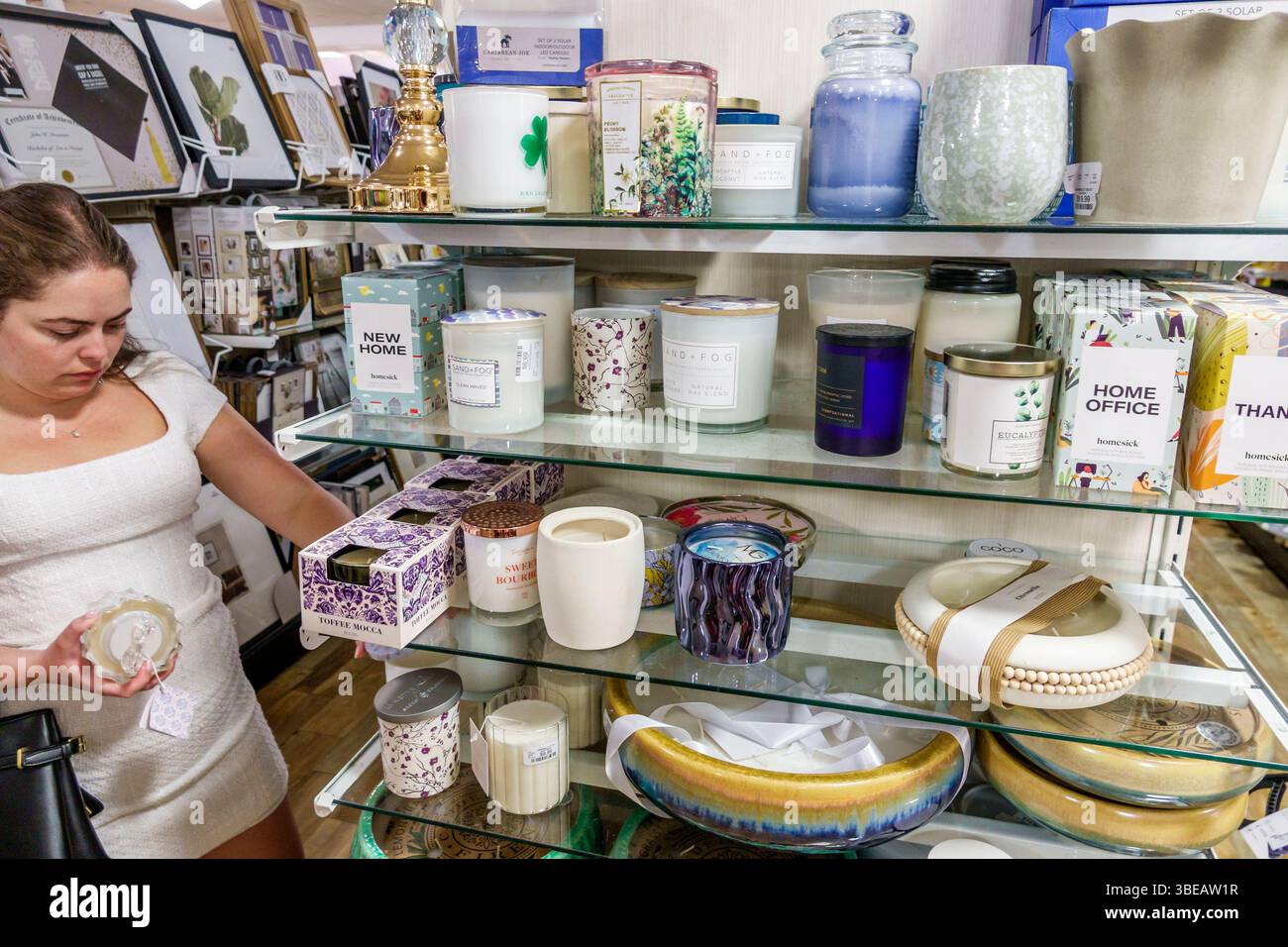 Home fragrance aisle hi-res stock photography and images - Alamy