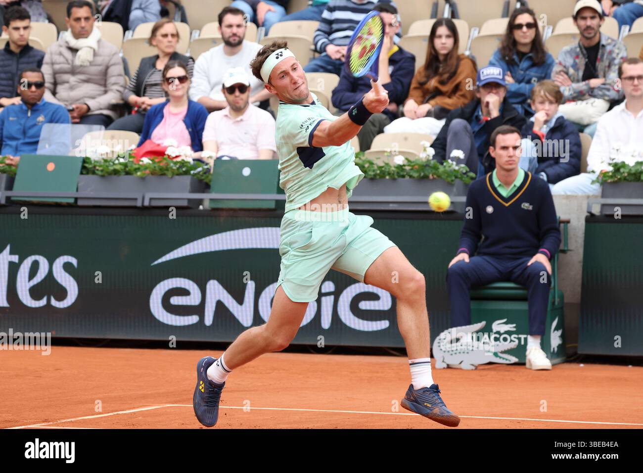 Roland Garros, Paris, France. 28th May, 2025. French Open tennis tounament: Casper Ruud (NOR) Vs ...