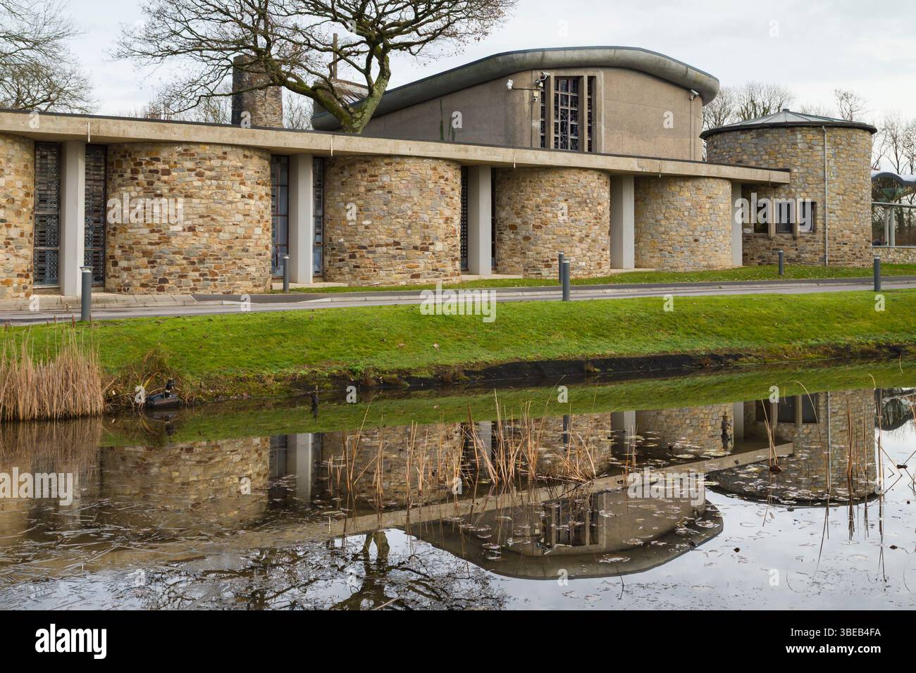 Mid glamorgan crematorium hi-res stock photography and images - Alamy