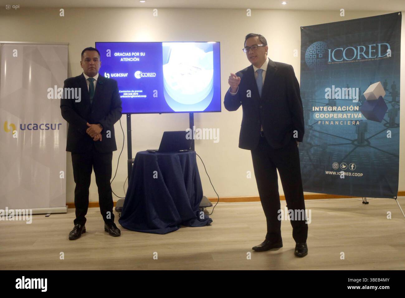 Cuenca presentacion hi-res stock photography and images - Alamy