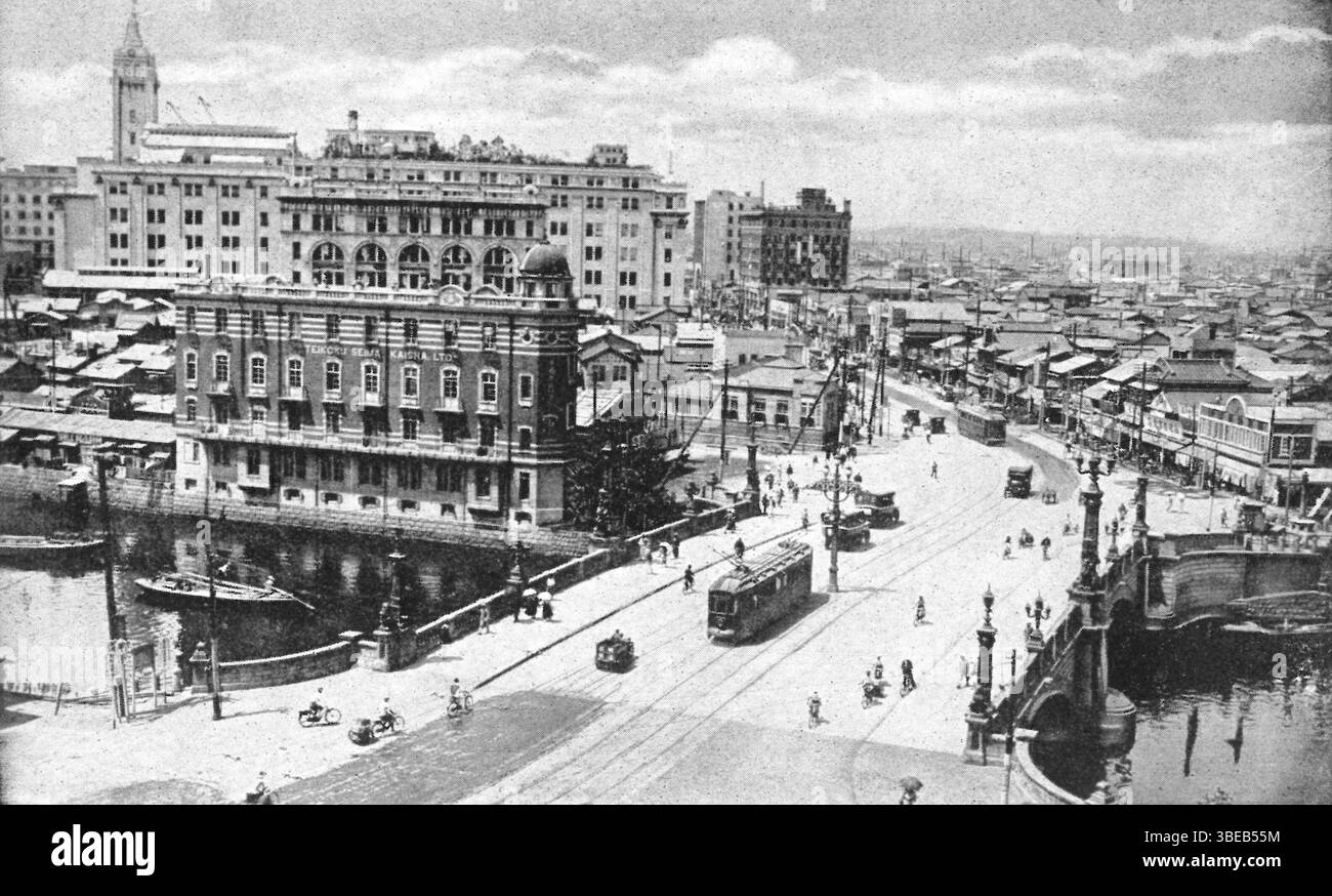 Vintage photo of Nihonbashi in Tokyo, Japan - 1931-1933 Stock Photo - Alamy