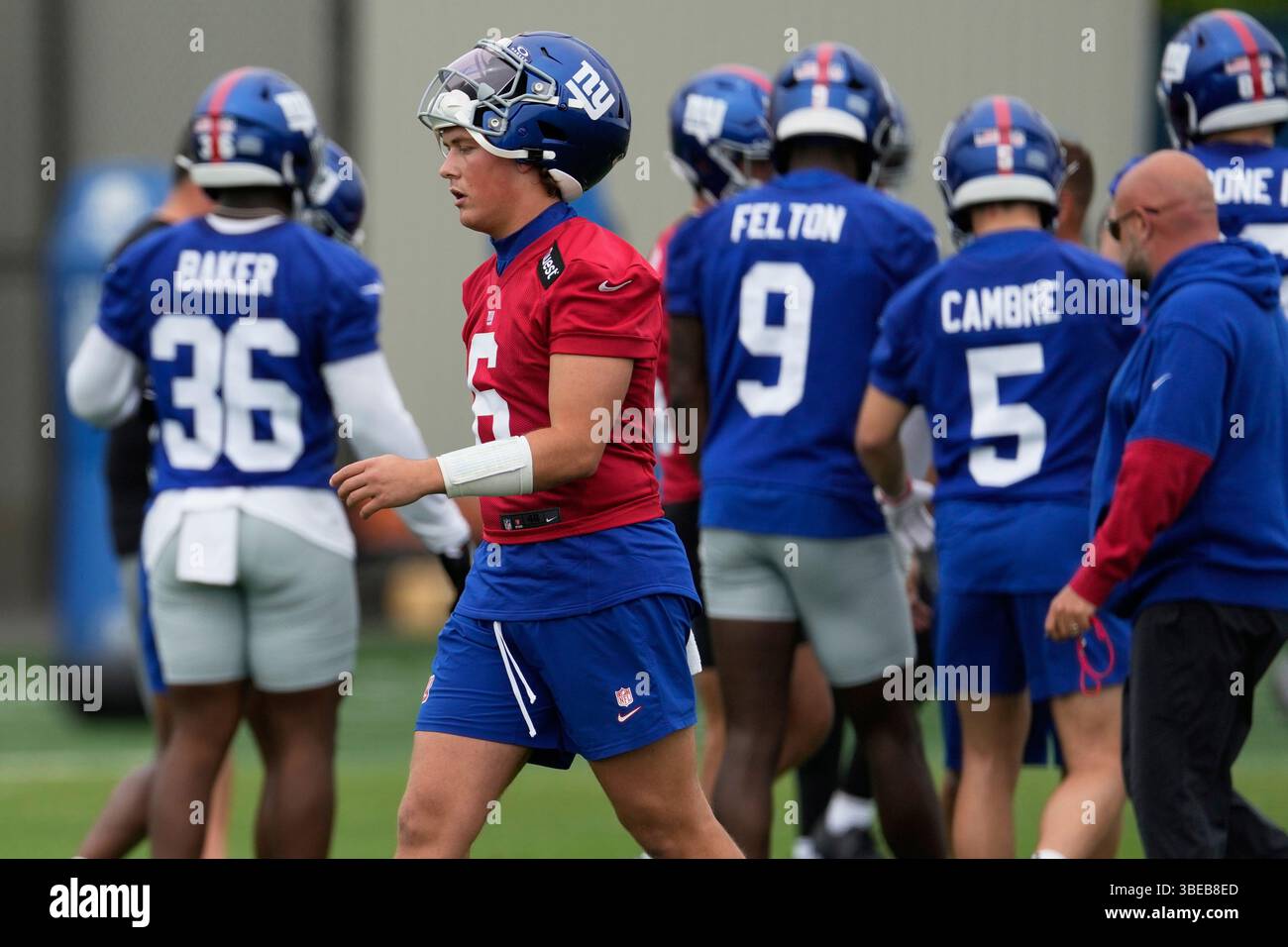 New York Giants quarterback Jaxson Dart during NFL football practice in ...