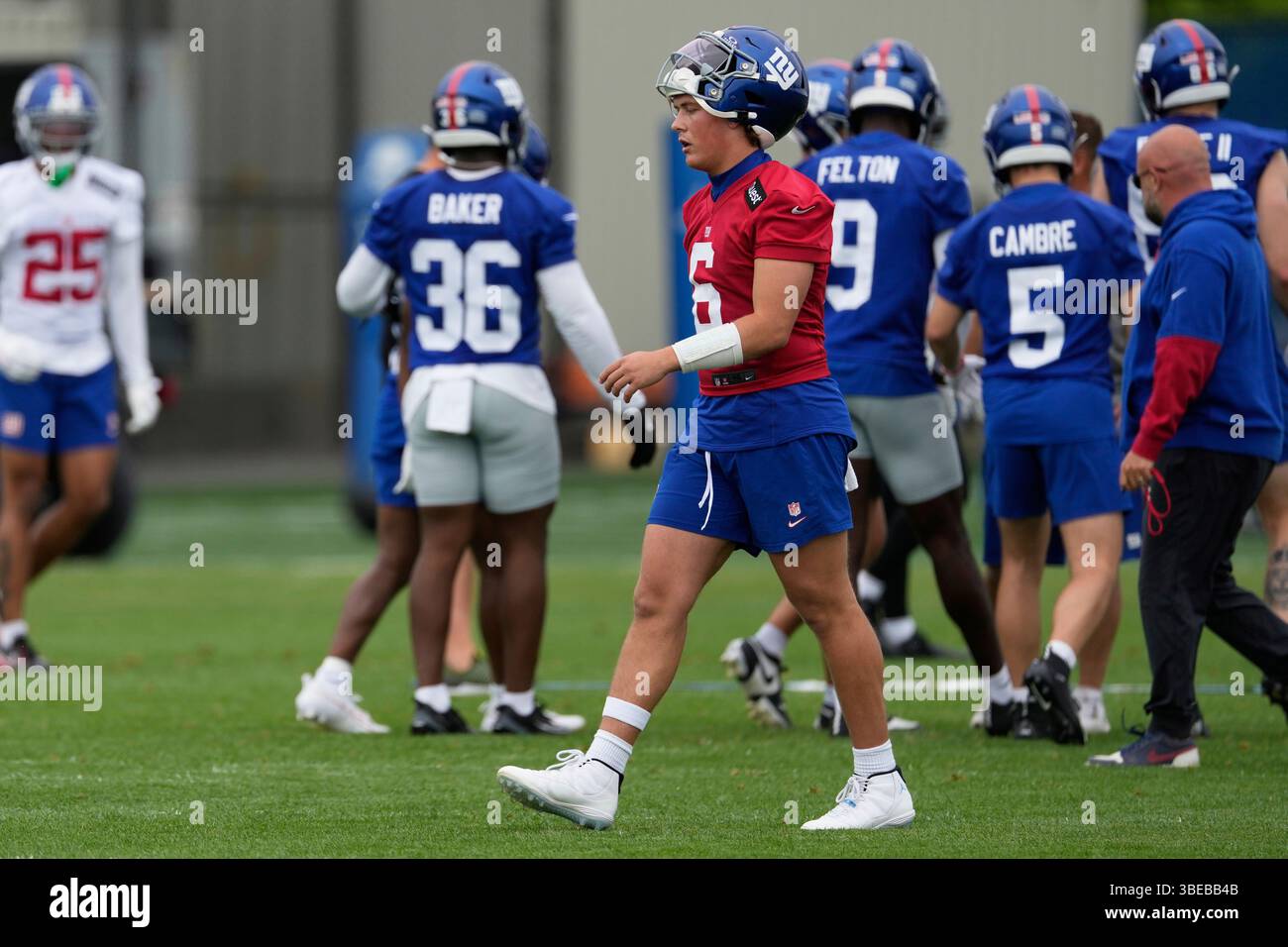 New York Giants quarterback Jaxson Dart during NFL football practice in ...