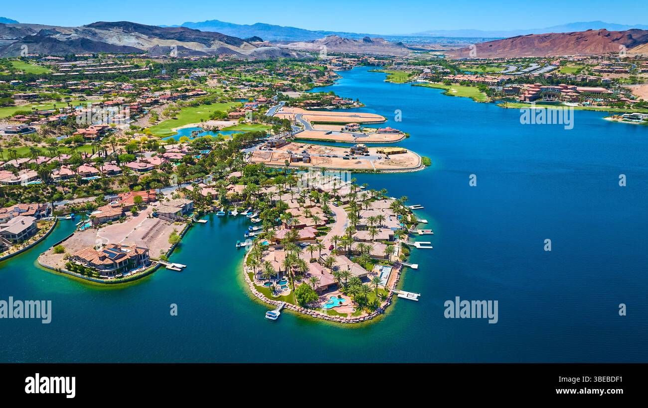Aerial Luxury Waterfront Homes Golf Course Desert Oasis Fly Over Stock ...