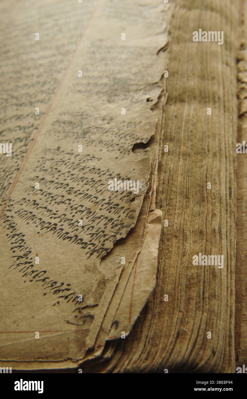 Arabic notes hi-res stock photography and images - Alamy