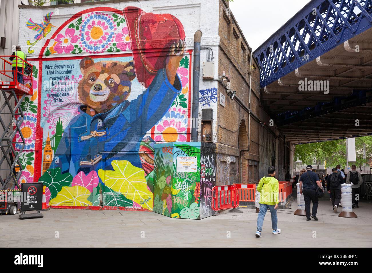London, UK, 28 May 2025: On the Southbank, opposite Waterloo Station, a ...