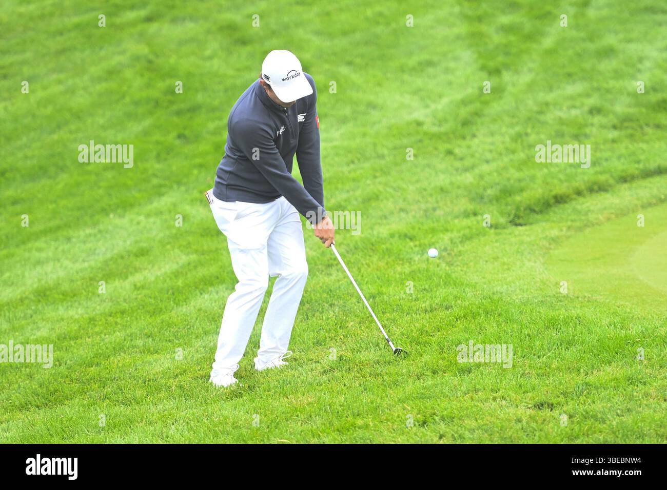 May 28, 2025: Matt Fitzpatrick (ENG) chips onto the 17th hole during ...