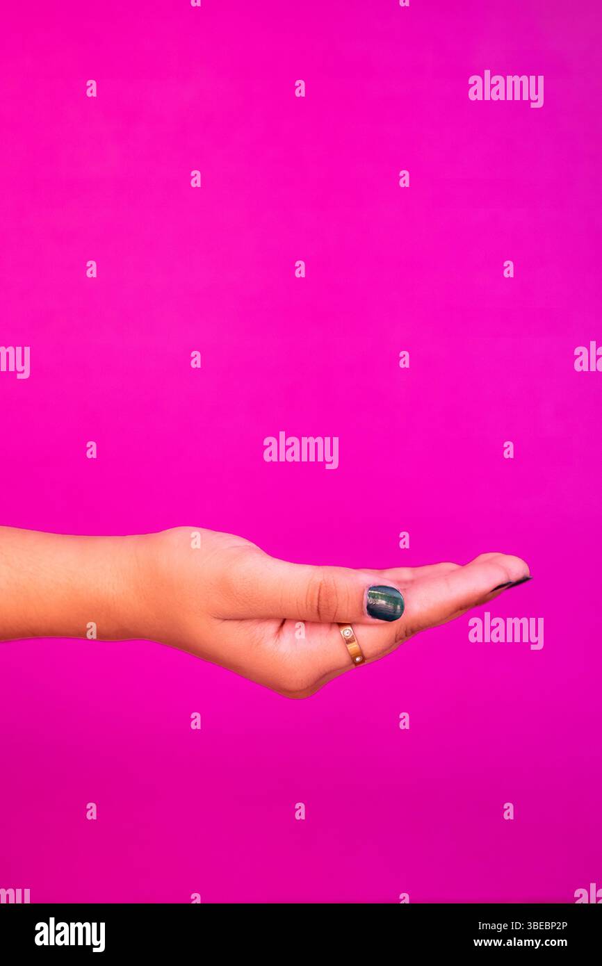 Hand presenting digital visual tech hi-res stock photography and images ...