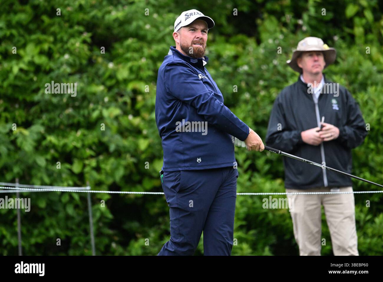 Dublin, Ohio, USA. 28th May, 2025. Shane Lowry (IRL) drives off the ...