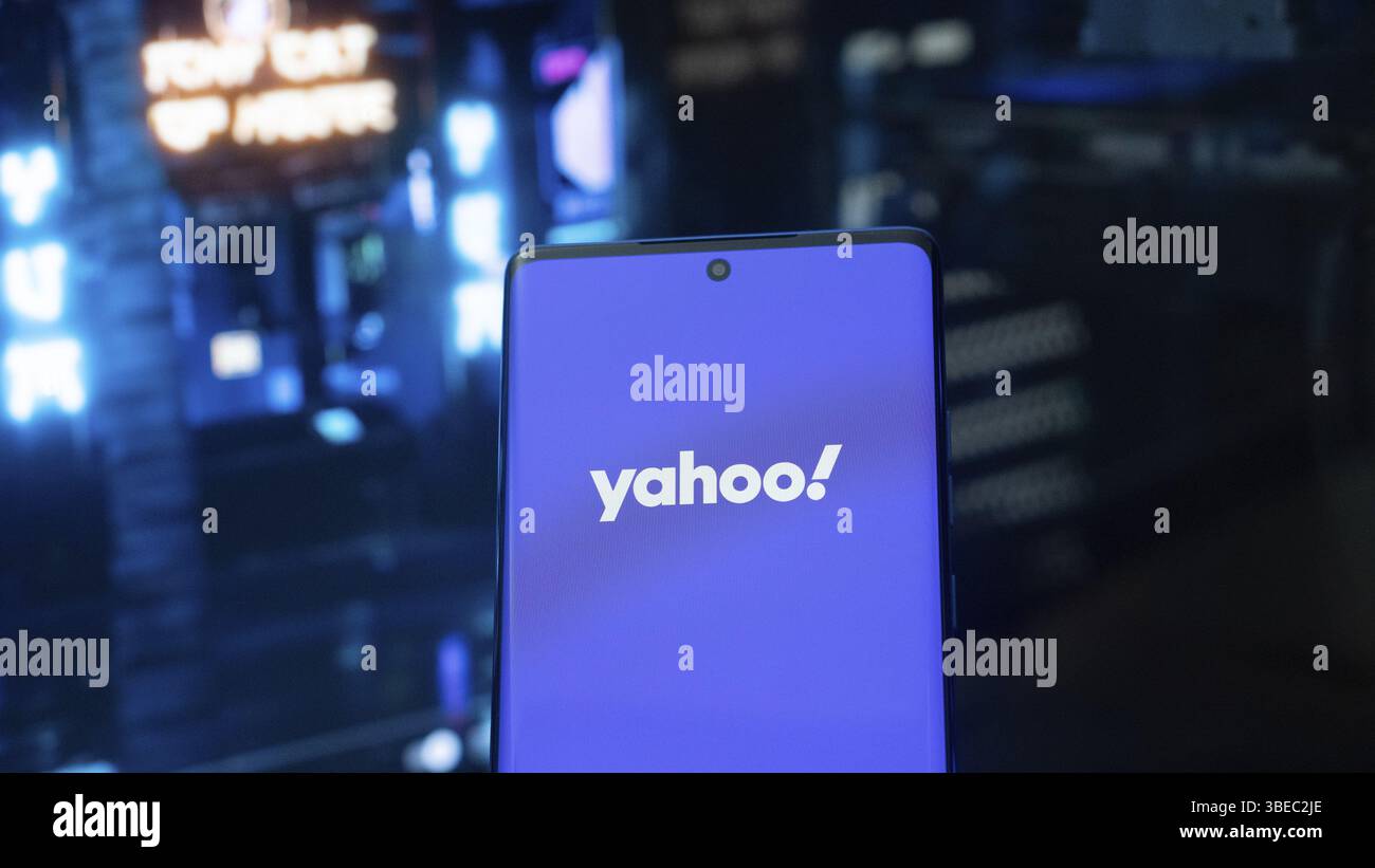 Dhaka, Bangladesh 02 May 2025: Yahoo logo displayed on mobile phone Stock Photo - Alamy
