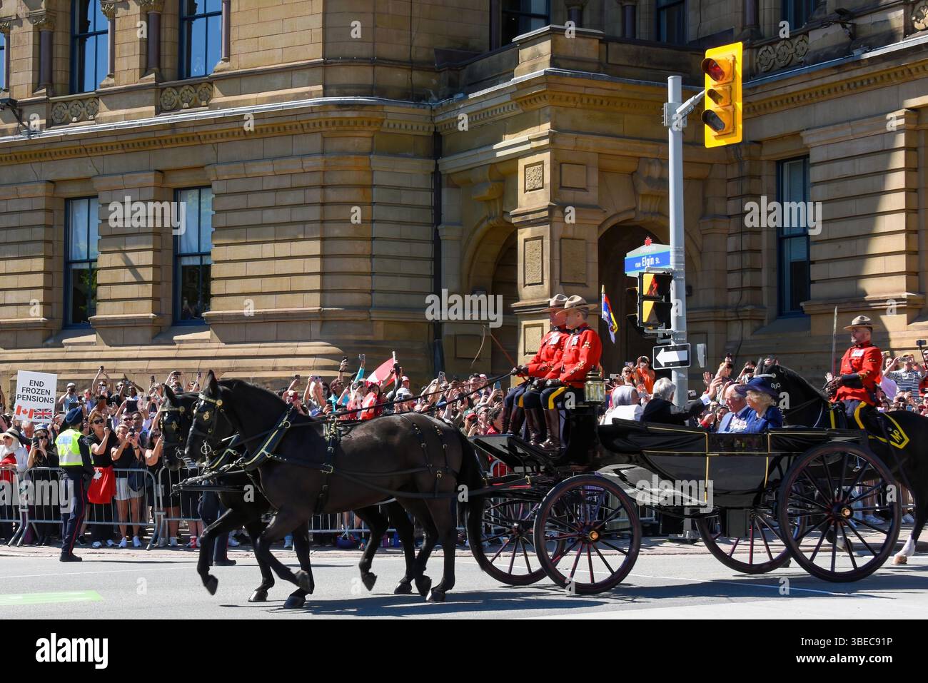 Ottawa, Canada - May 27, 2025: Royal Canadian Mounted Police drive ...
