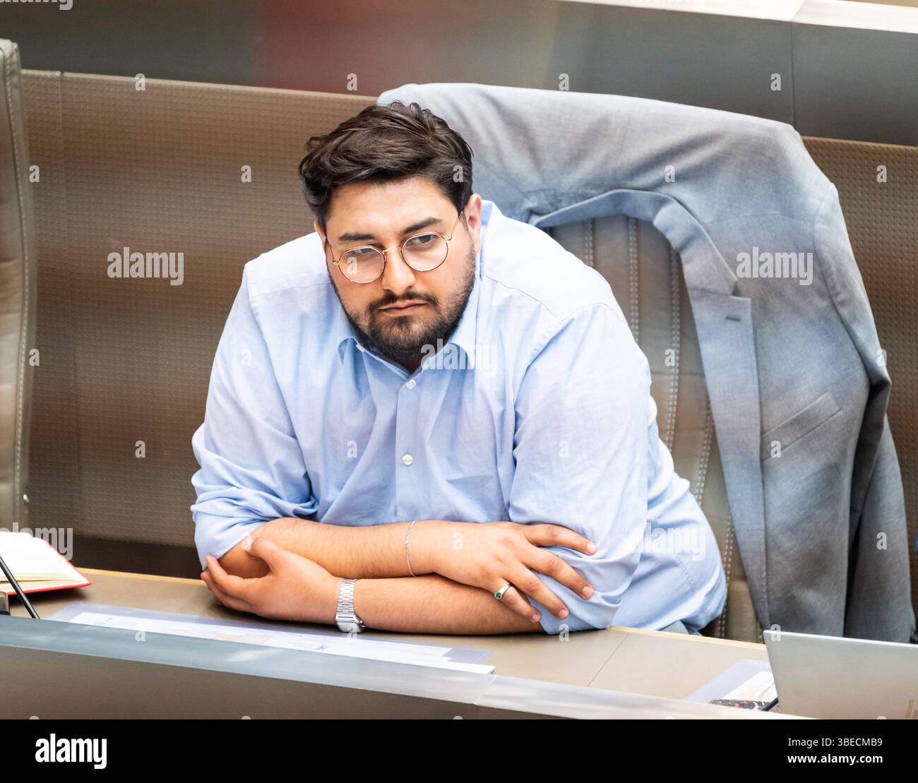 Aimen Horch Groen at the Flemish parliament plenary meeting in Brussels ...