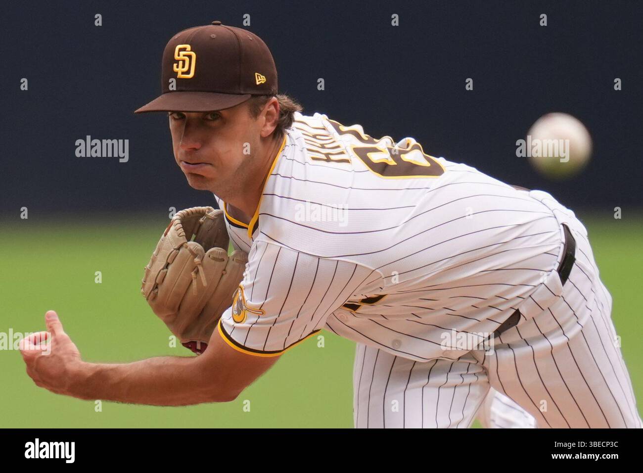 San Diego Padres starting pitcher Kyle Hart works against a Miami ...