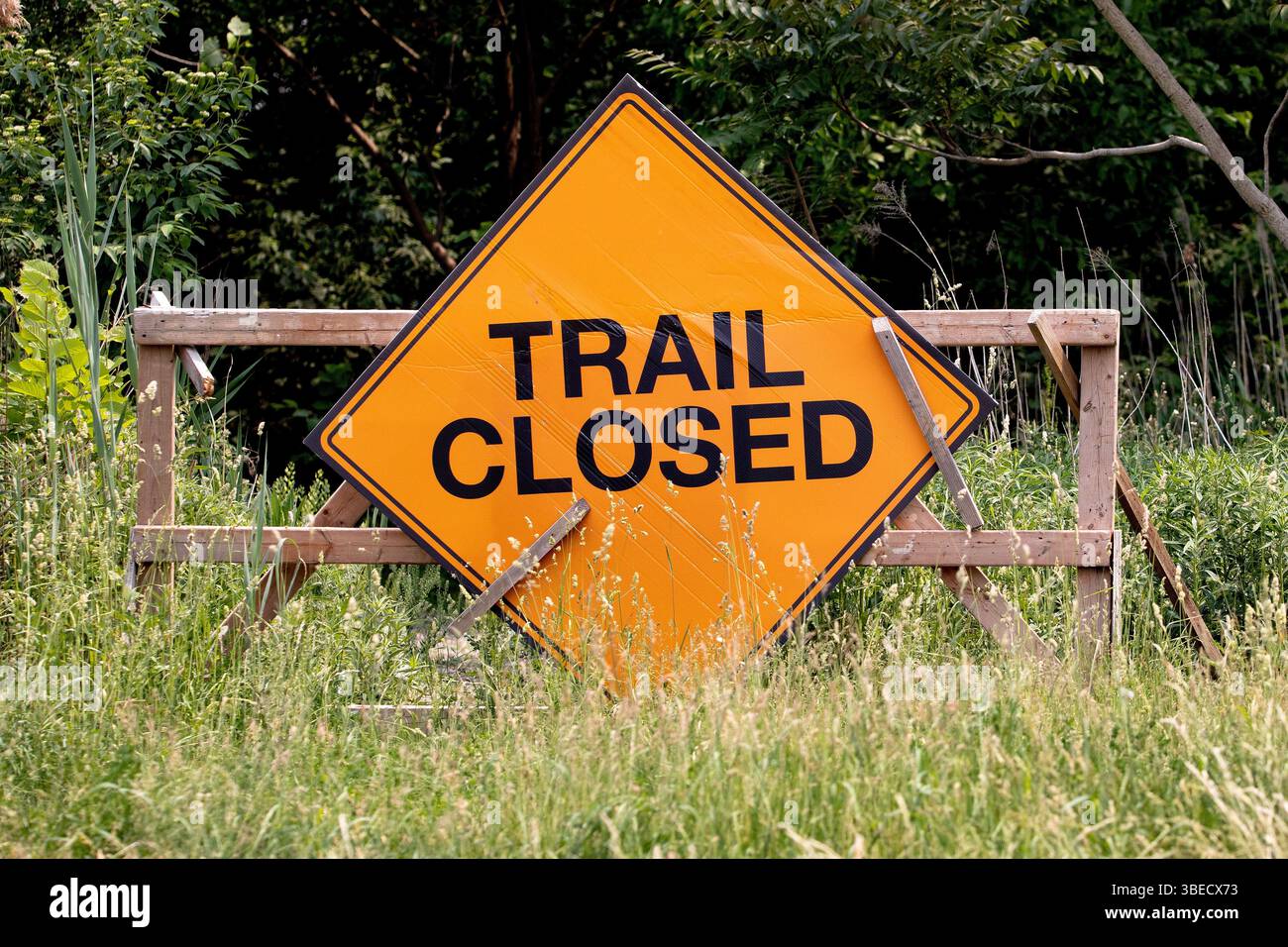 Orange and Black Trail Closed Sign Stock Photo - Alamy