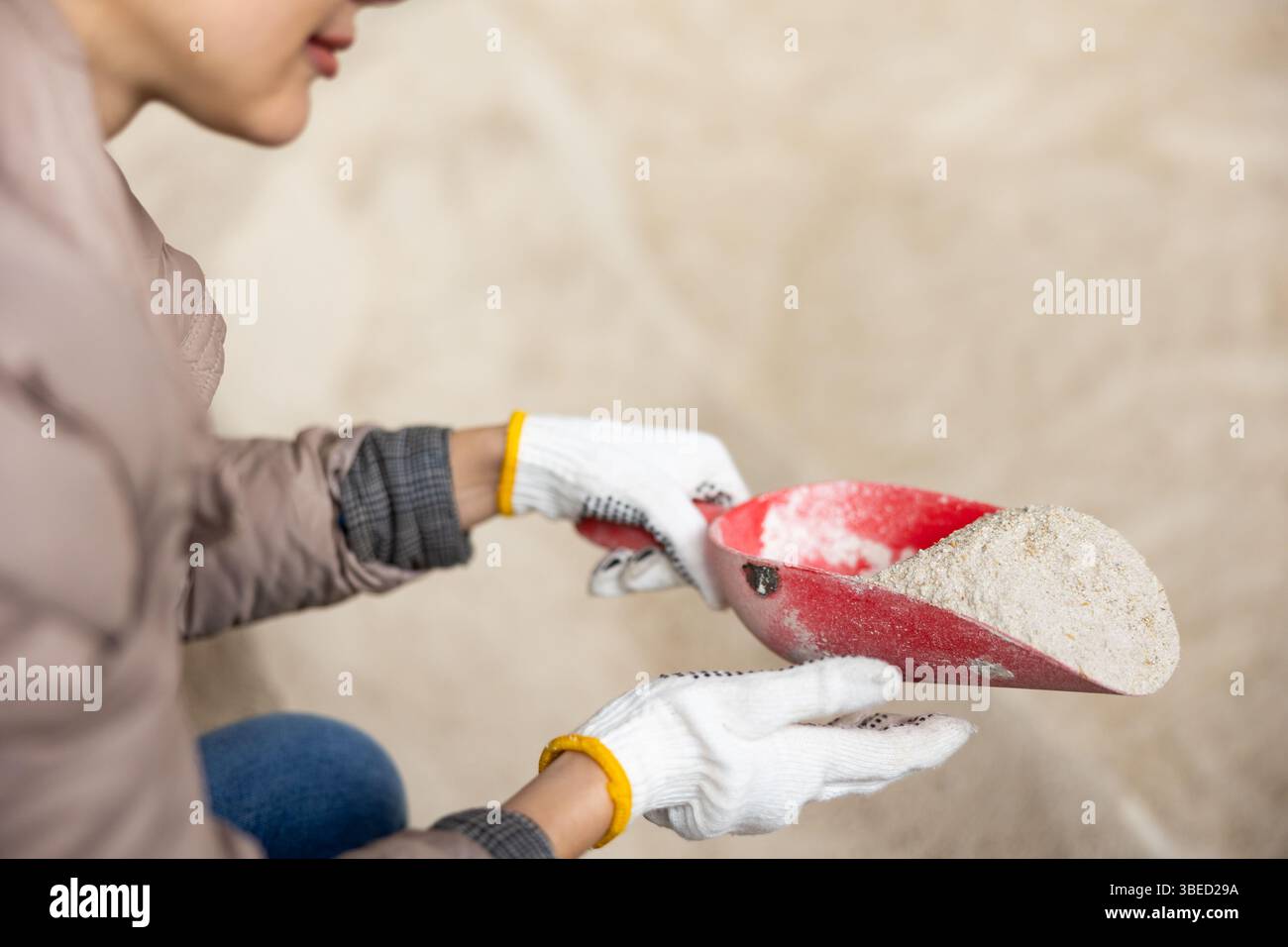 Female agriculture corn hi-res stock photography and images - Alamy