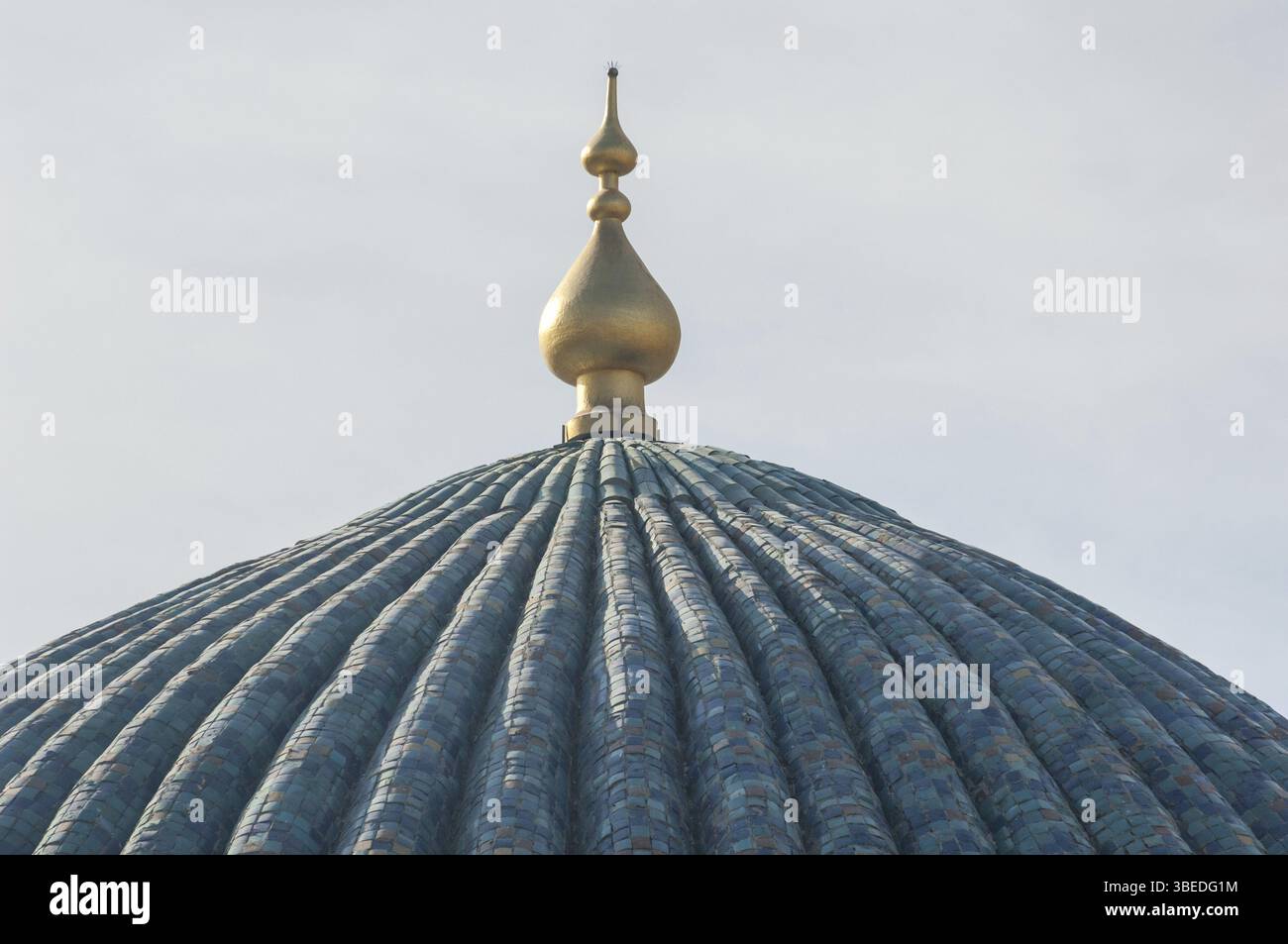 The roof of the dome with a lance in ancient Asian style. the details ...