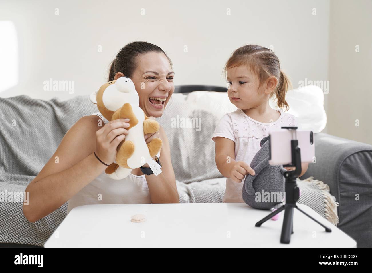 Child online diary hi-res stock photography and images - Alamy
