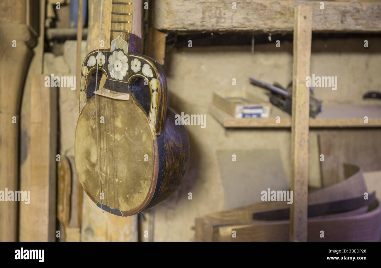 Ancient musical instruments hi-res stock photography and images - Alamy