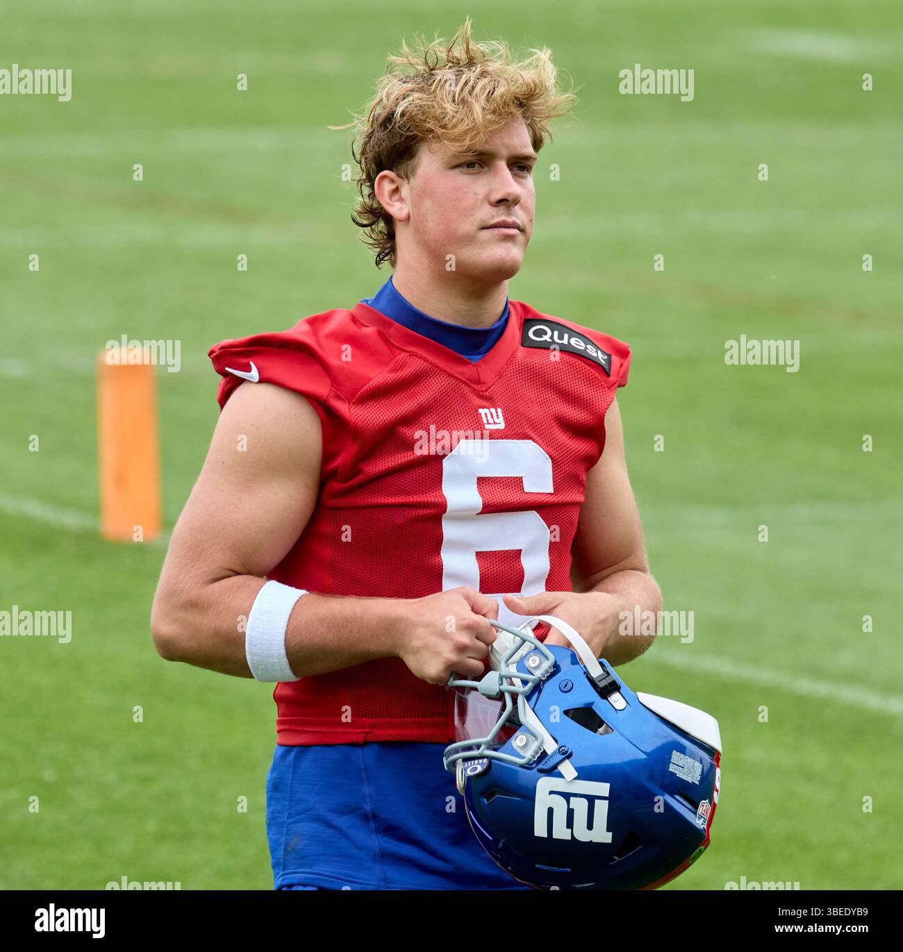 New York Giants quarterback Jaxson Dart (6) on his way to the locker ...