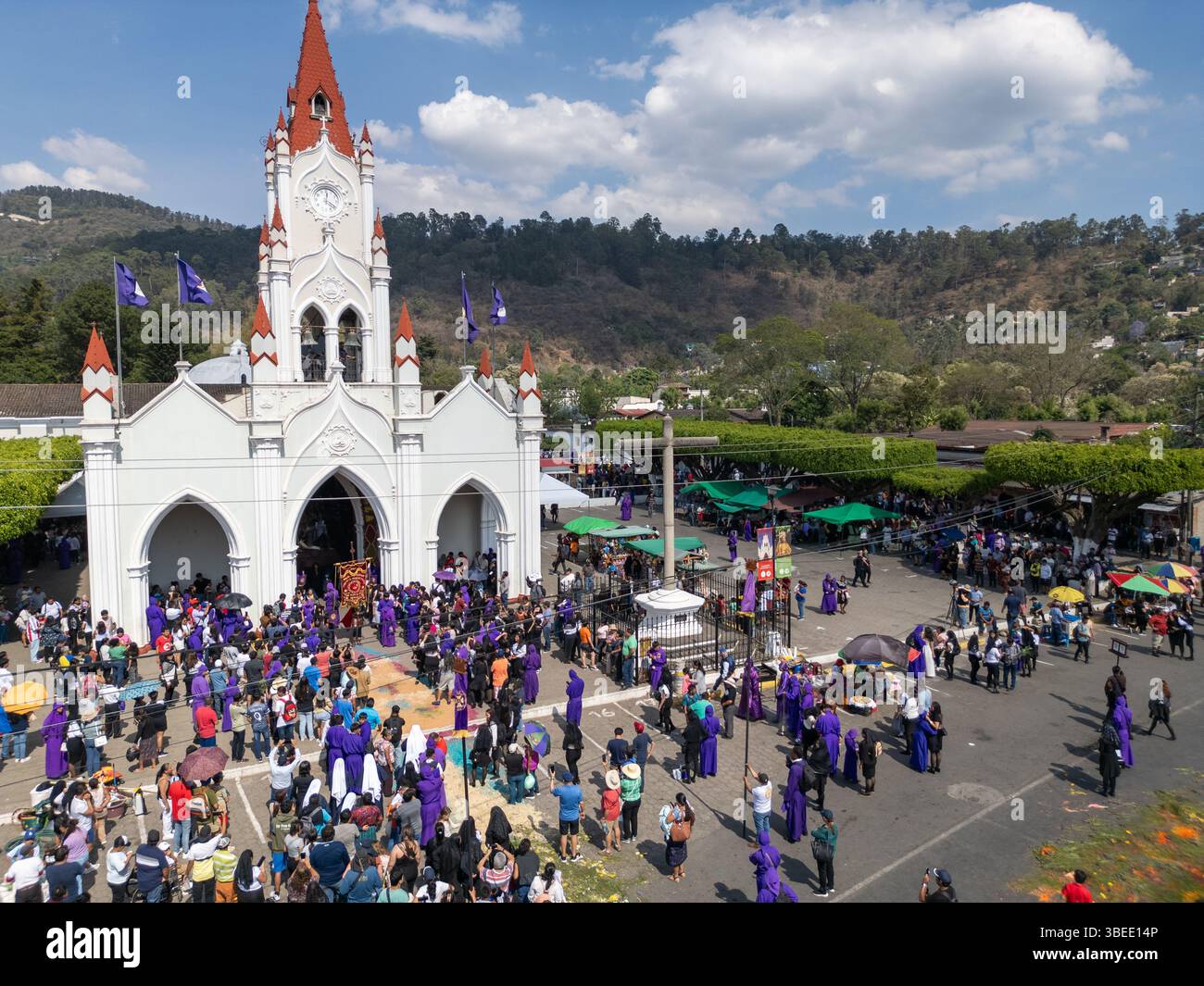 Semana Santa en la Antigua Guatemala Holy Week celebrations in Antigua ...